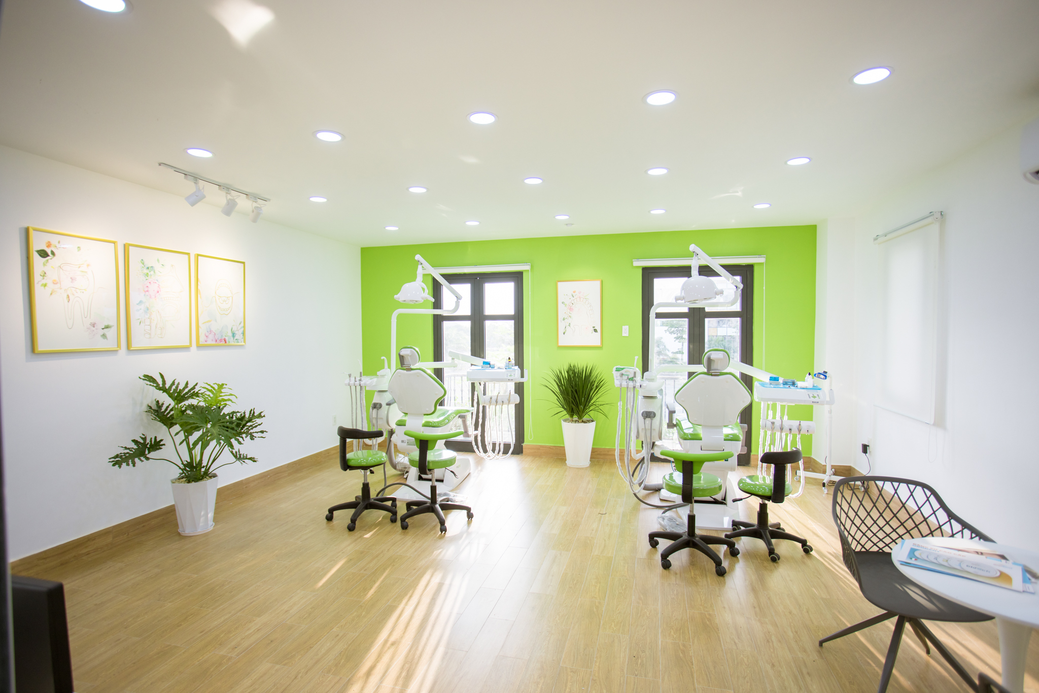 Đánh giá Nha Khoa Smile quốc tế Cần Thơ về dịch vụ răng sứ Lava Esthetics cao cấp